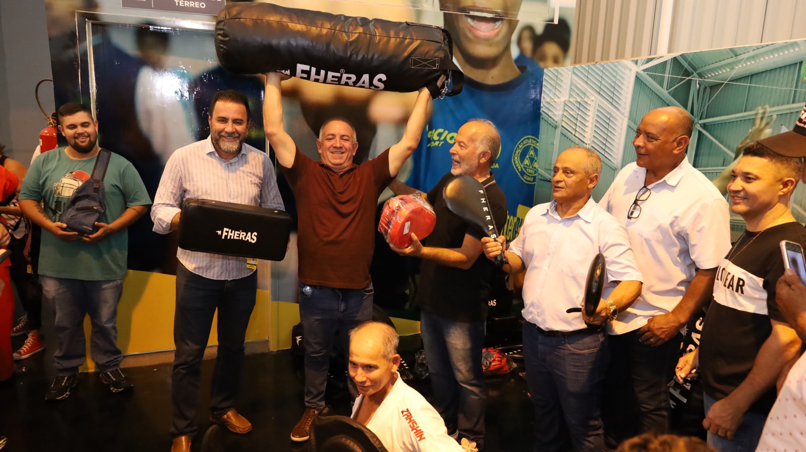 Prefeito Vilmar Mariano inaugura academia destinada à atletas de alto ...