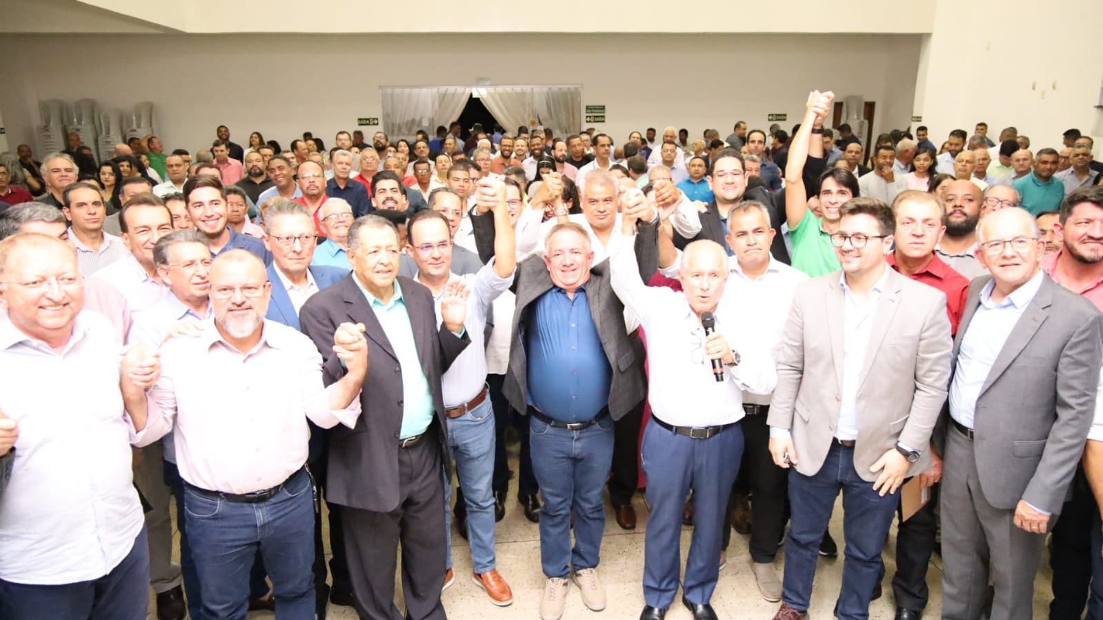 Bispo Oides e lideranças evangélicas anunciam apoio a reeleição do ...